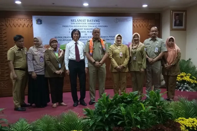Tim Kemenkes Survei Klinik Pratama Satpelkes Jakpus untuk Akreditasi ...